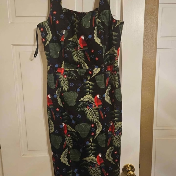 Collectif | Dresses | Collectif Parrot Print Midi Dress Black And Green ...